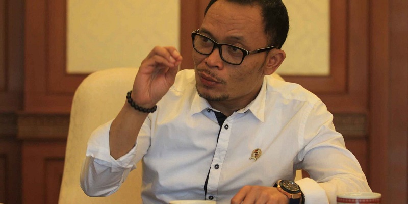 Hanif Dhakiri : TKA Hanya Sekitar 0,1% dari Jumlah Penduduk Indonesia ...